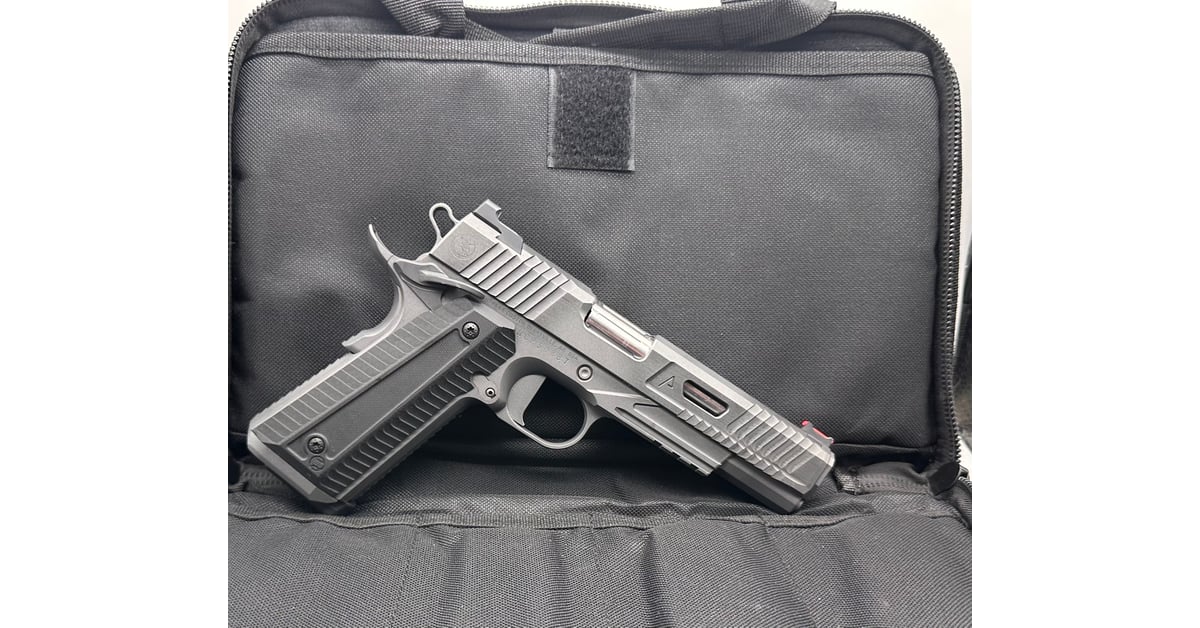 Nighthawk Custom Pistols - Gun Brands :: Guns.com