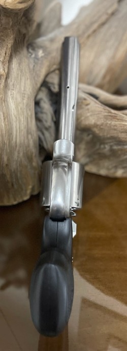 Smith & Wesson 686 Plus 3-5-7 Magnum Series - For Sale, Used ...