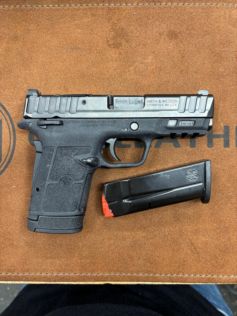 Smith & Wesson Equilizer - For Sale, Used - Good Condition