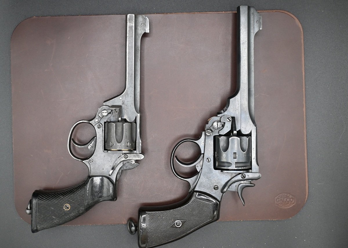 A Prestigious Man Stopper: The Mark VI Webley .455