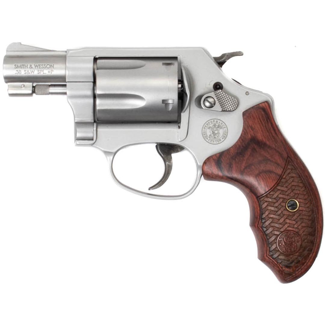 Smith & Wesson Delivers Fun with Model 17