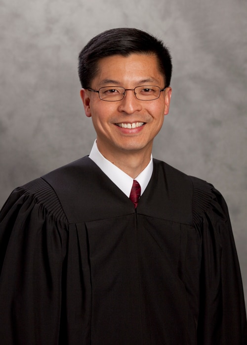 Chicago's ban on gun sales deemed unconstitutional by Federal judge