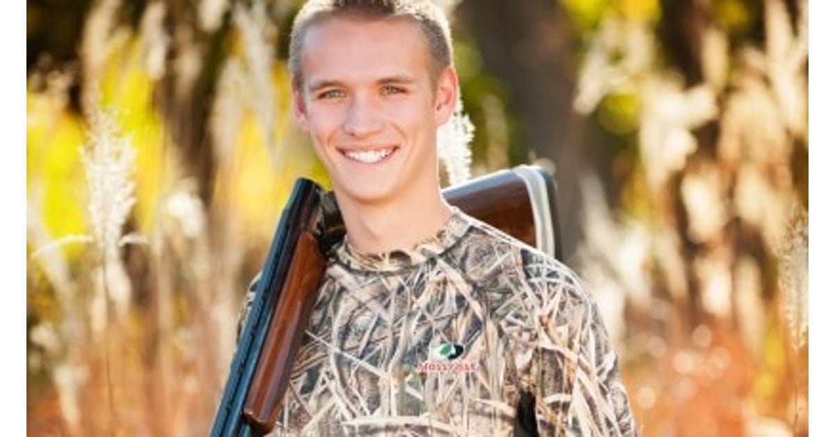 PETA shocked at Senior portraits with guns, asks for copy of yearbook