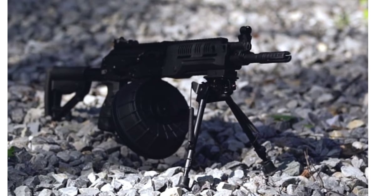 Just hanging out with the Kalashnikov RPK-16 light machine gun (VIDEO)