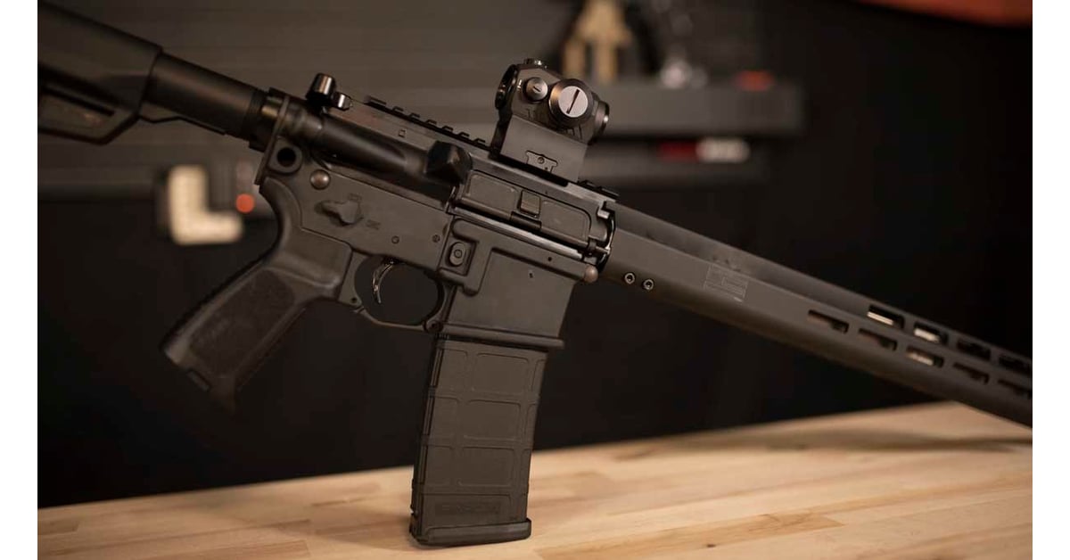 Sig Sauer M400 Tread: The New Face of Freedom (VIDEO)